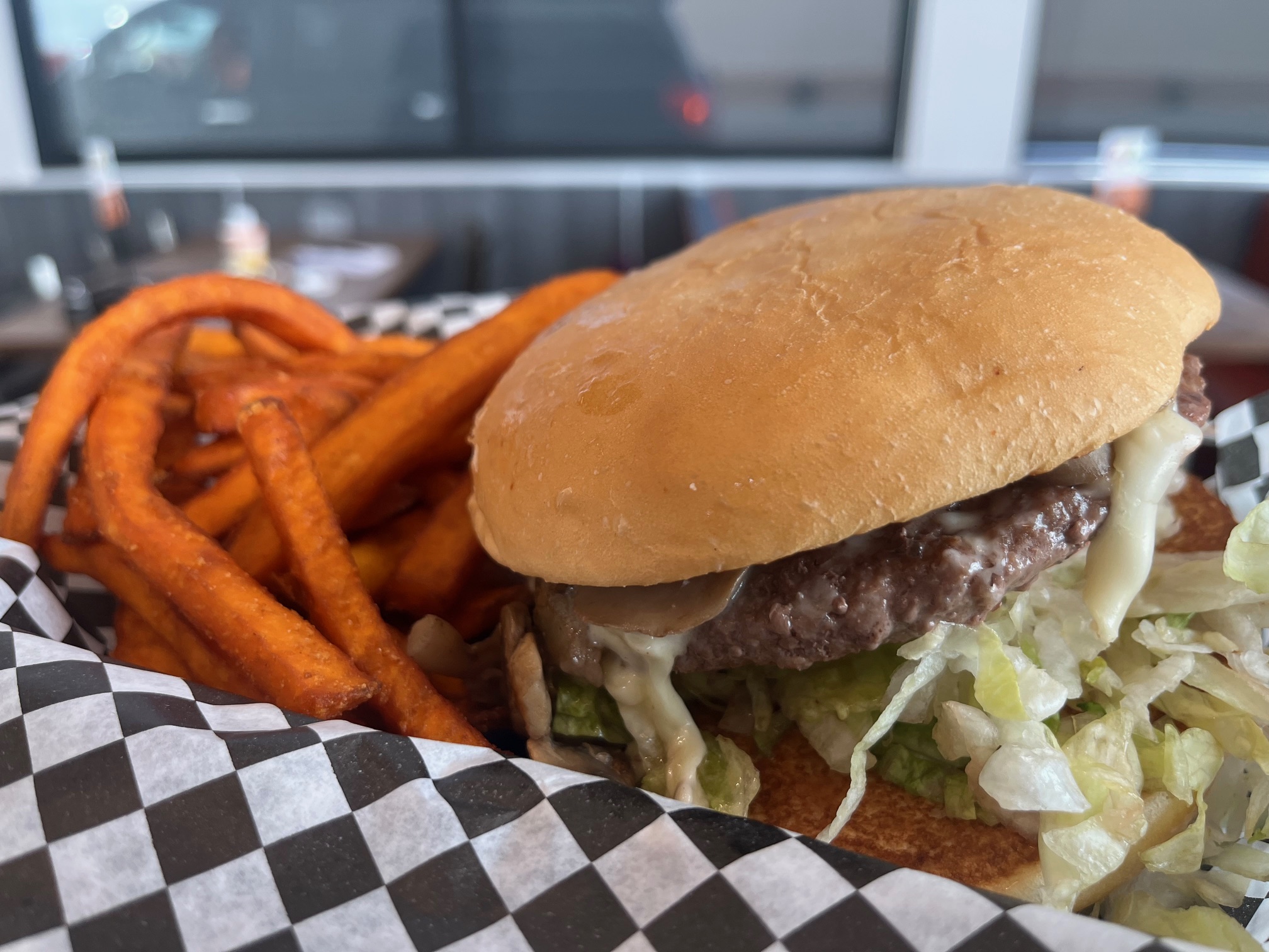 New Warrens Is Cooking in Plain City